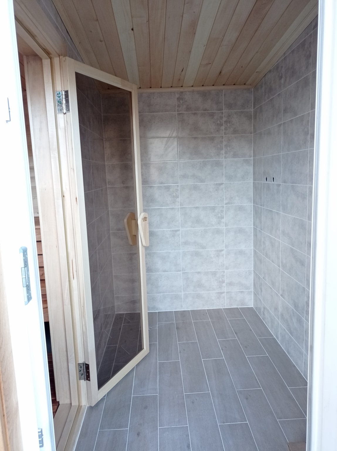 Міні баня з душовою – 8,4 м² - RomaWood